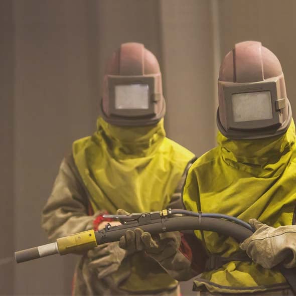 How to Maximize Efficiency in Abrasive Blasting [Guide] | GMA Garnet