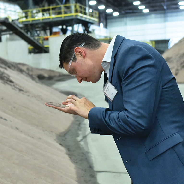 Garnet Disposal and Reprocessing | GMA Garnet Group